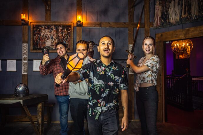 Everything You Need to Know to Win an Escape Room - TheSite.org