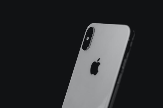 make-your-iphone-louder-in-6-different-ways-thesite