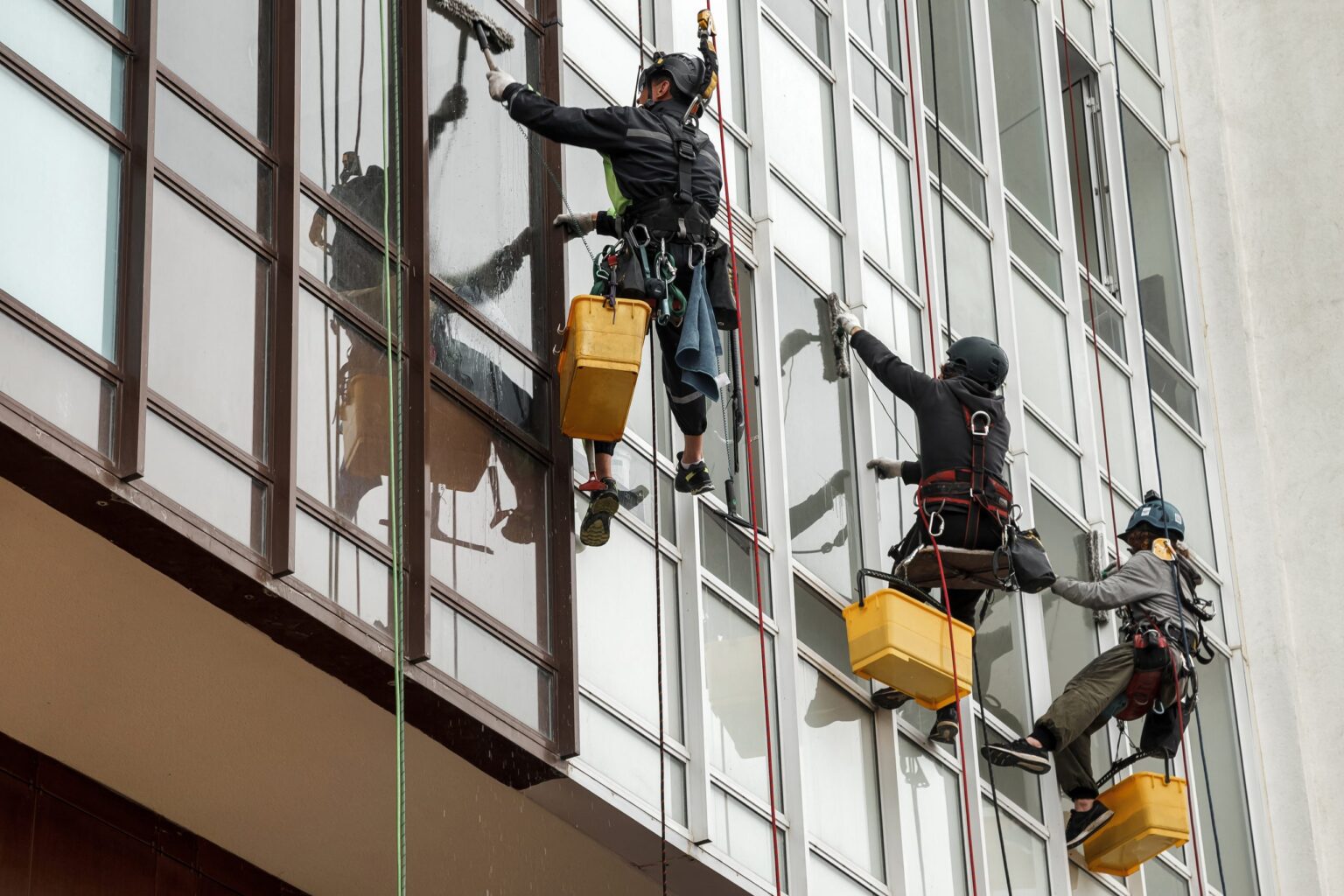 Daredevils at Work: The Fascinating World of Rope Access Window ...